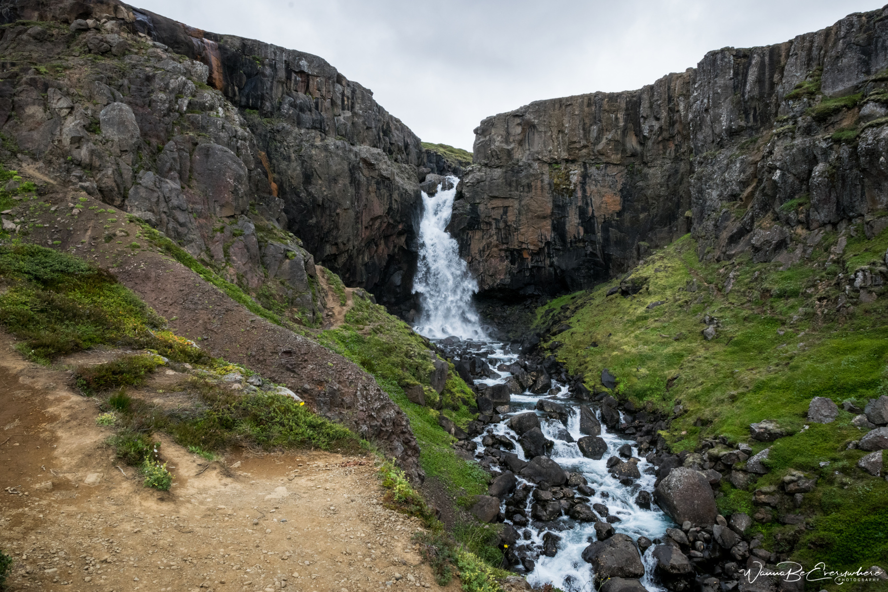 Iceland | Litlanesfoss, Hengifoss, Askja Lake | WannaBeEverywhere