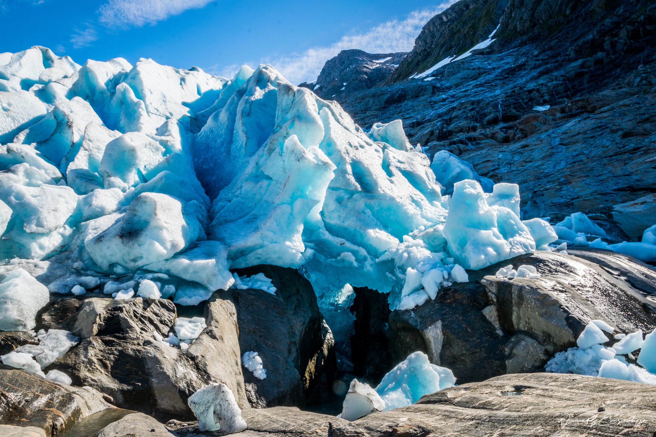Svartisen Glacier - Hiking towards Engabreen | WannaBeEverywhere